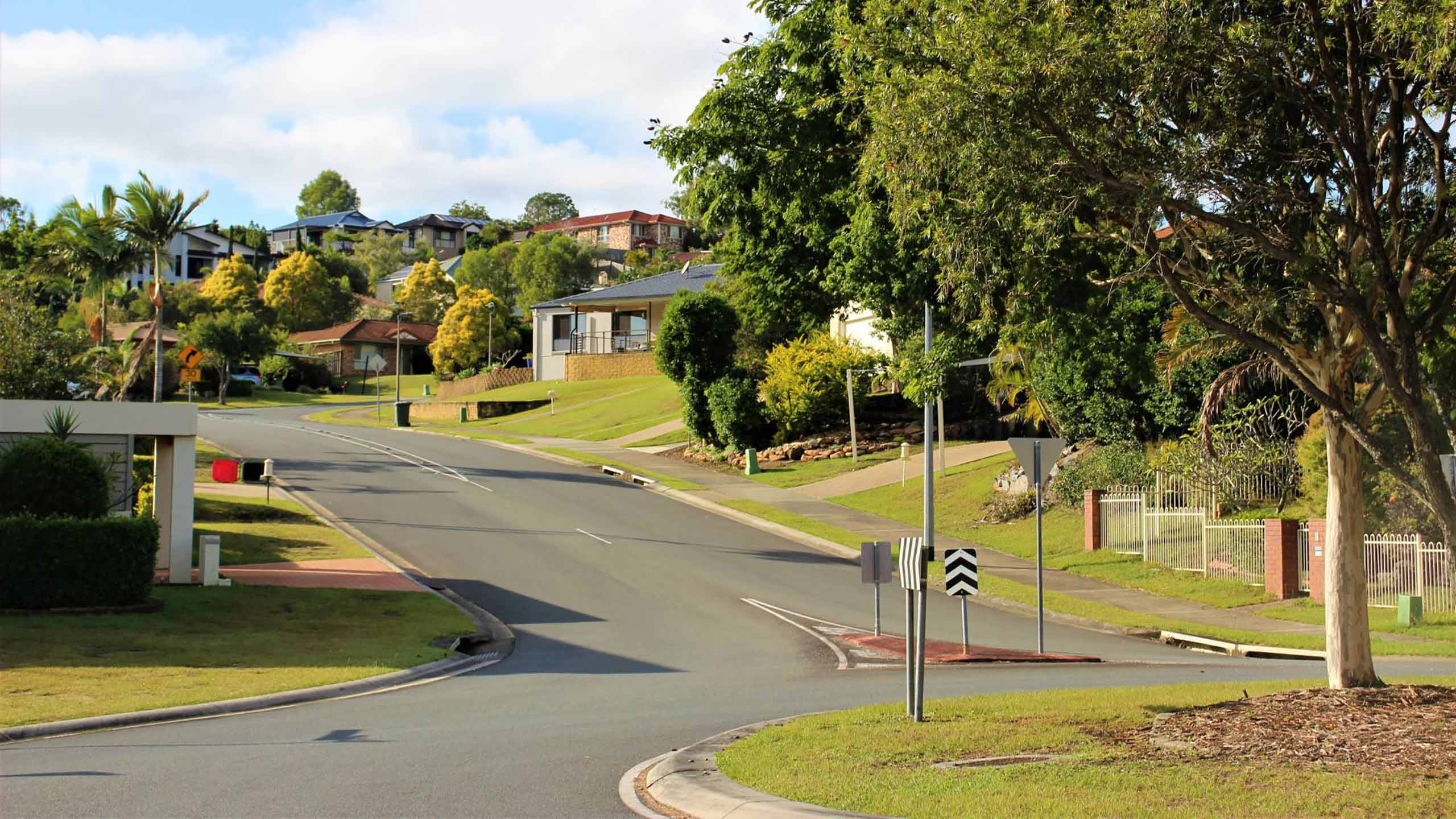 Pacific Pines Suburb Profile | Ball Realty